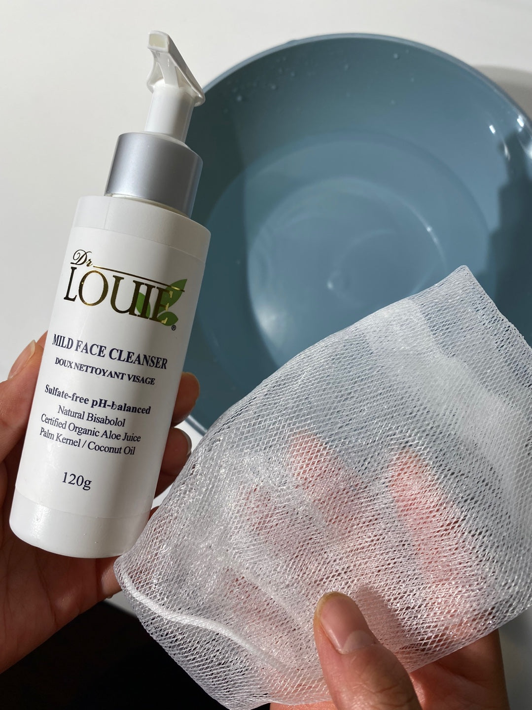 How to Create Foam with Our Low-Foaming Mild Face Cleanser